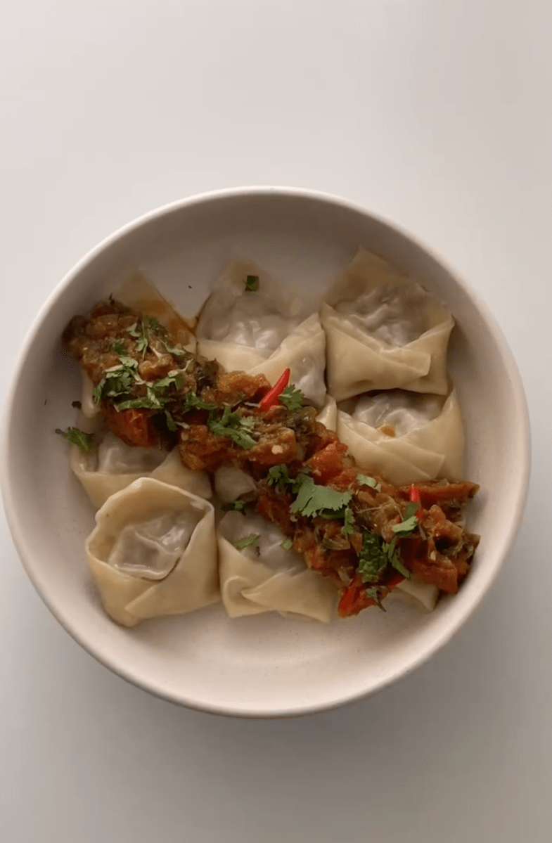 Beef Momos with Charred Spicy Tomato Sauce – purpleyoan